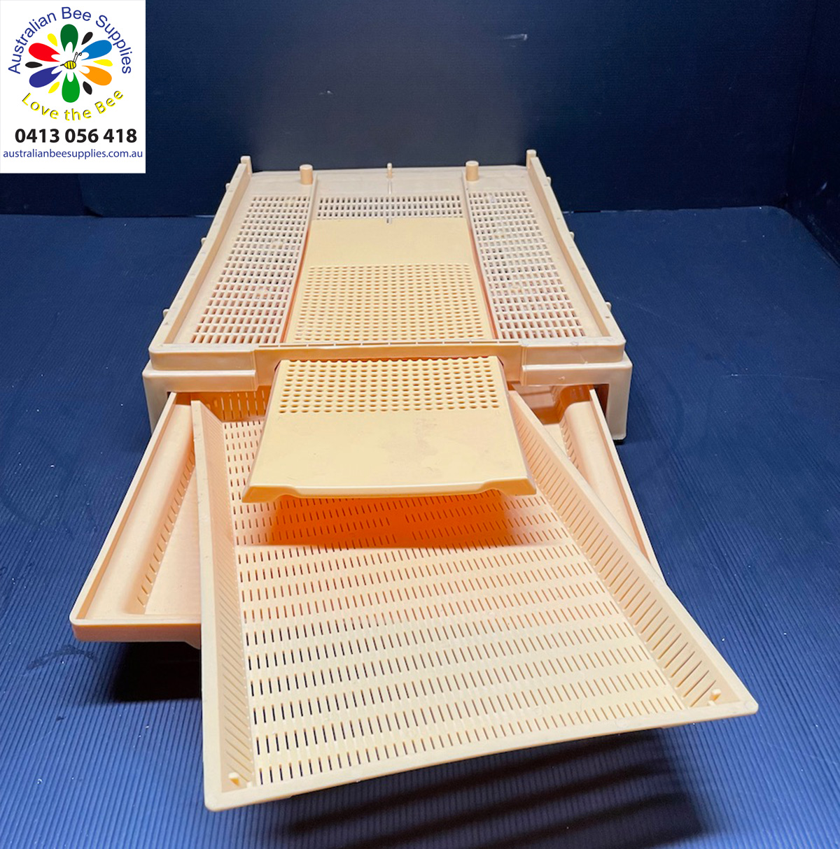 10F Pollen trap Collection tray Vented base Entrance reducer
