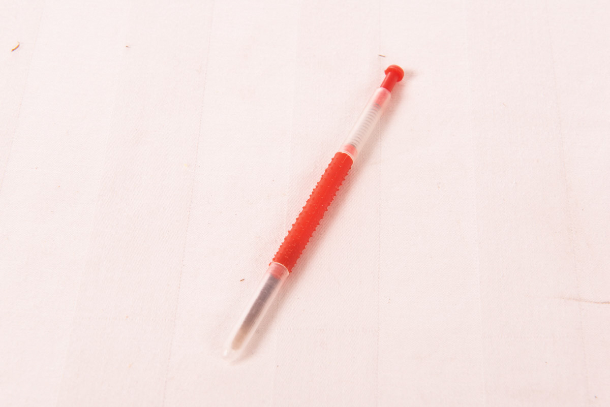 Grafting Tool for Queen Larvae